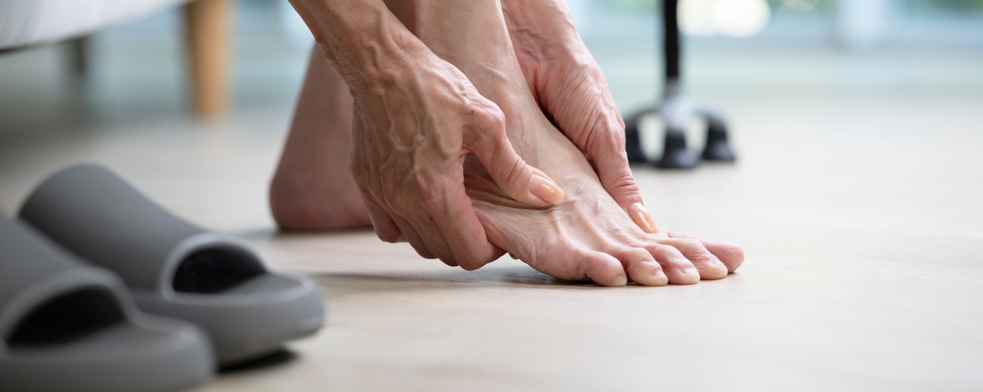Non-Surgical Ankle & Foot Pain Treatment in Los Angeles | Beverly Hills